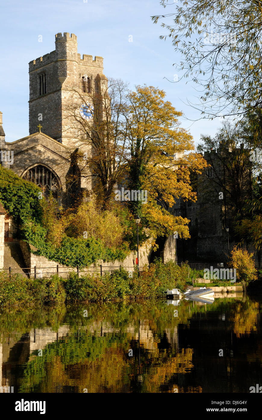 England maidstone river church hi-res stock photography and images - Alamy