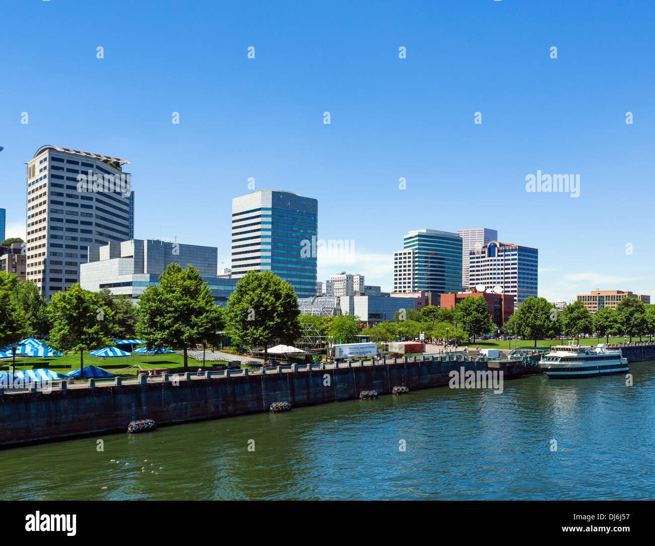 Portland oregon cityscape hi-res stock photography and images - Alamy