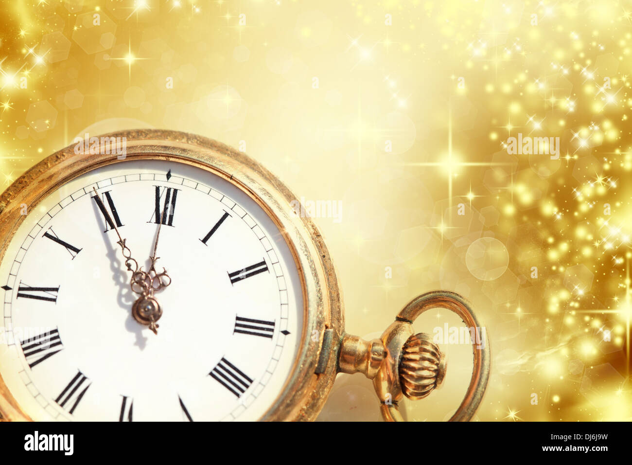 Clock with stars hi-res stock photography and images - Alamy