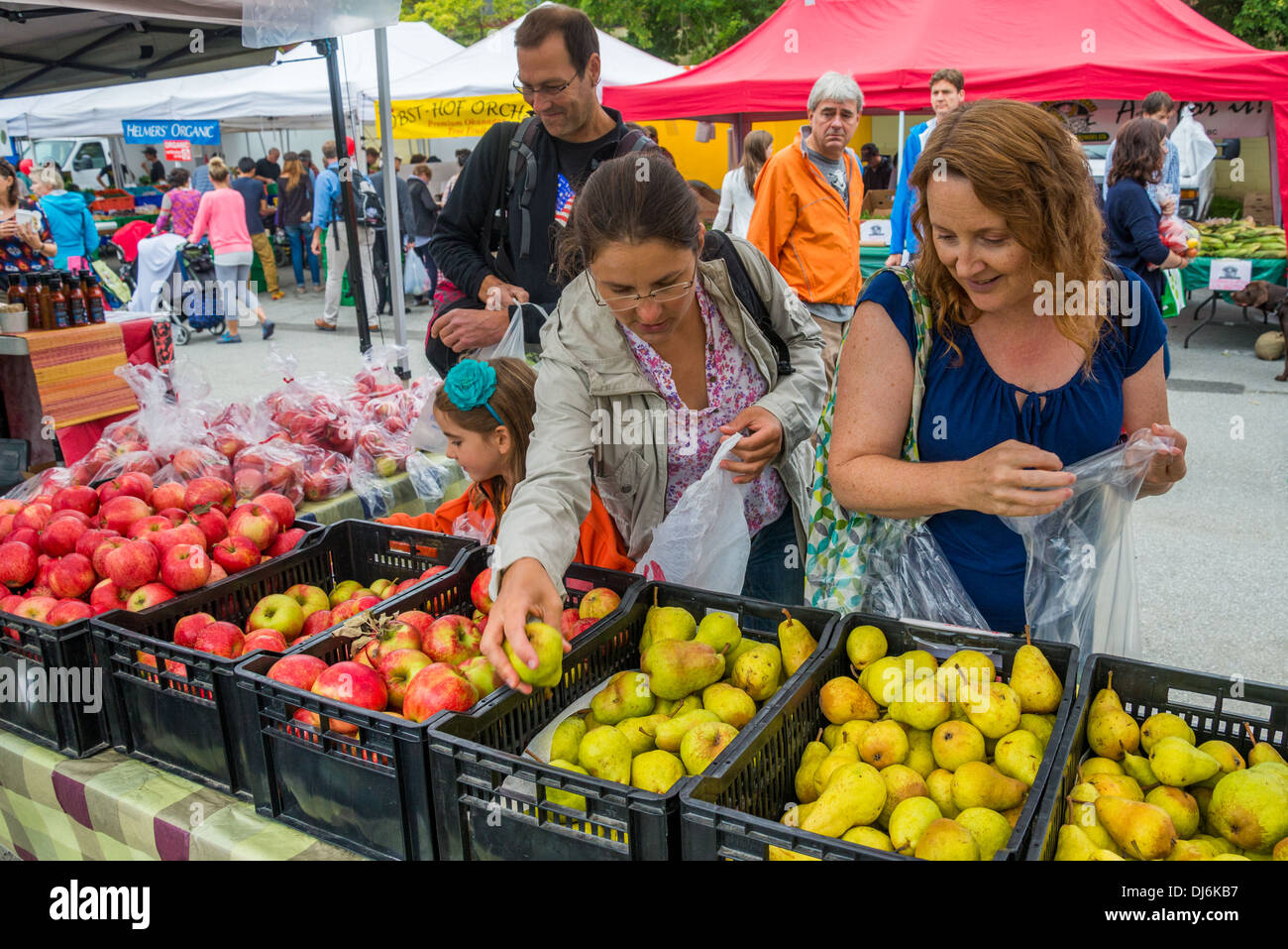Woman with pears hi-res stock photography and images - Alamy