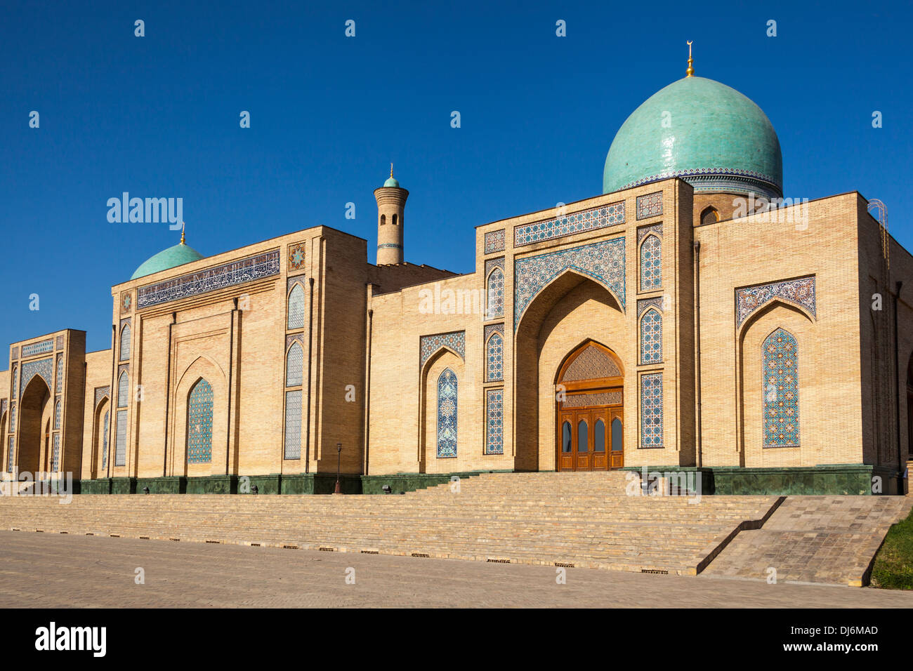 Hazrati Imom Mosque, Hazrati Imom Complex, Hazrati Imom Square ...