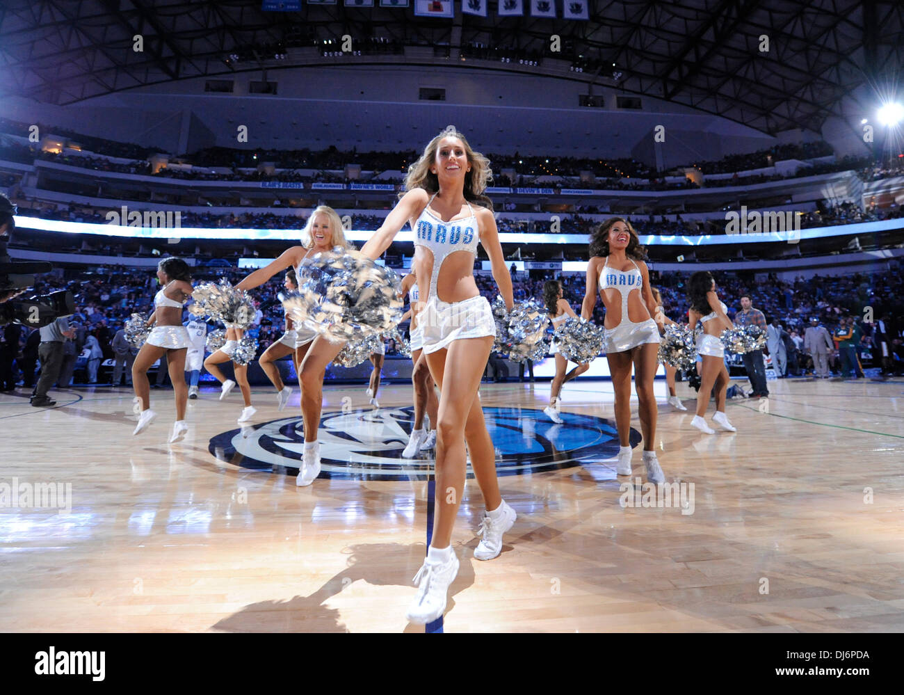 Dallas, TX, USA. 22nd Nov, 2013. The Dallas Mavericks Dancers perform ...