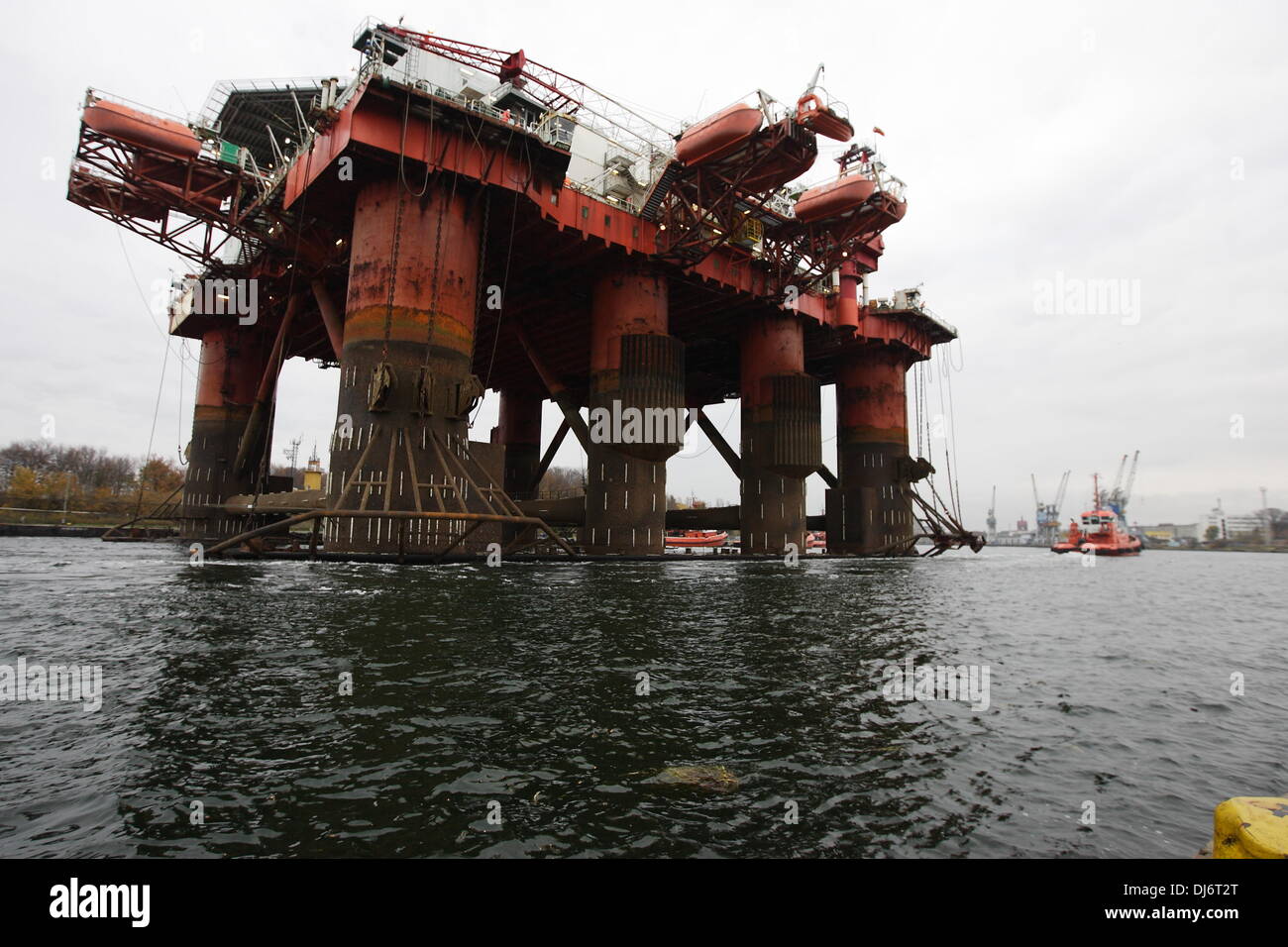 Shipyardport hi-res stock photography and images - Alamy