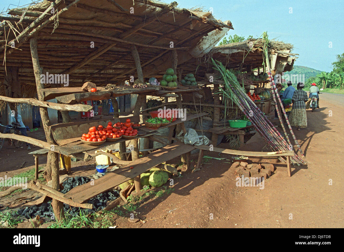 Roadside fruit and vegetable stall, Uganda Stock Photo - Alamy