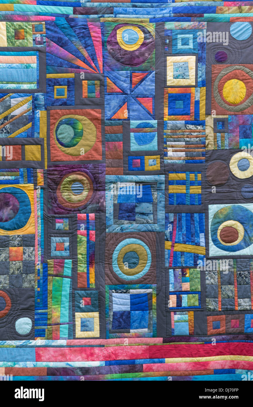 Crazy Quilt Pattern Stock Photo - Alamy