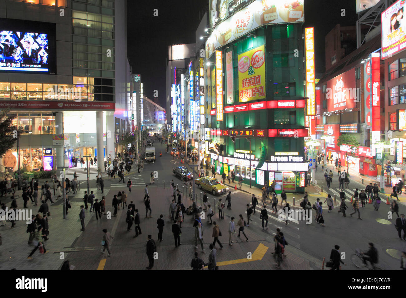 Japan, Tokyo, Shinjuku, street scene, nightlife, people Stock Photo - Alamy