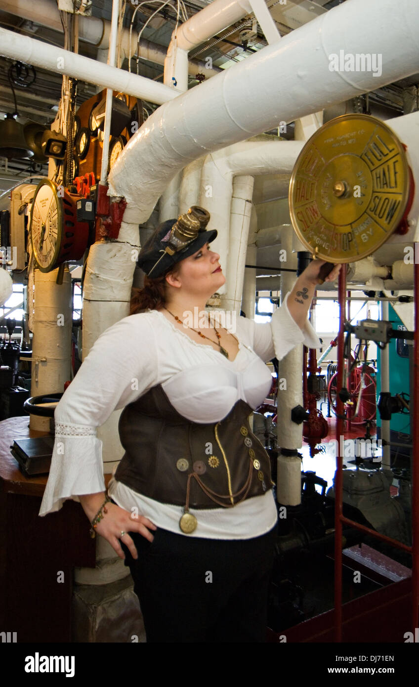 Steam engine room on steam hi-res stock photography and images - Alamy