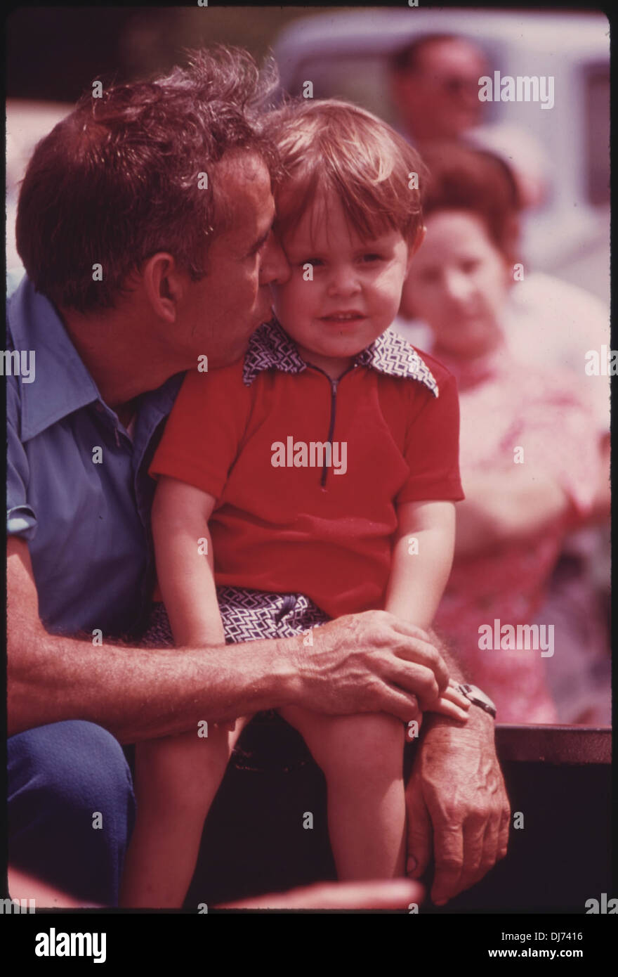 WILLIAM VINSON SHARES A MOMENT WITH HIS LITTLE BOY AT THE TENNESSEE ...