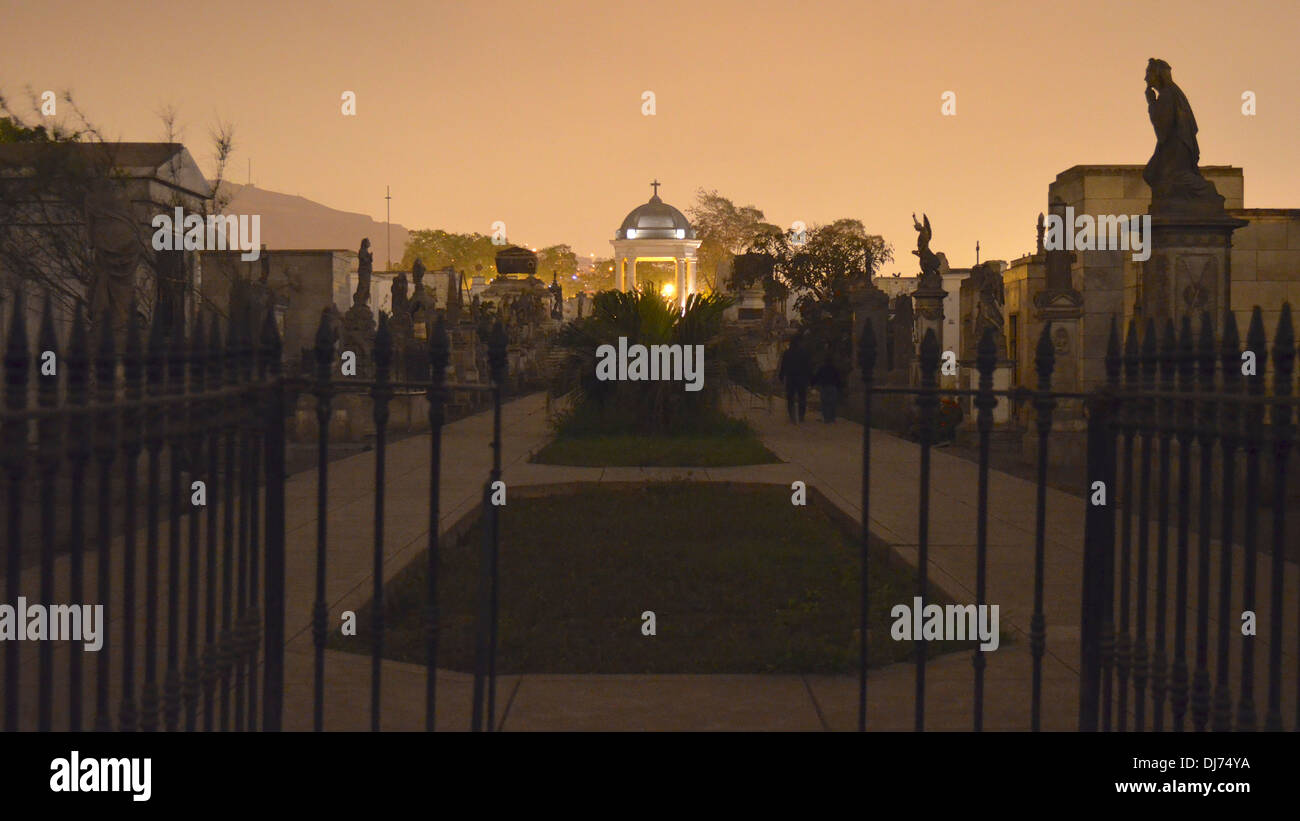 An evening tour of the Presbitero Maestro Cemetery, Lima, Peru Stock ...