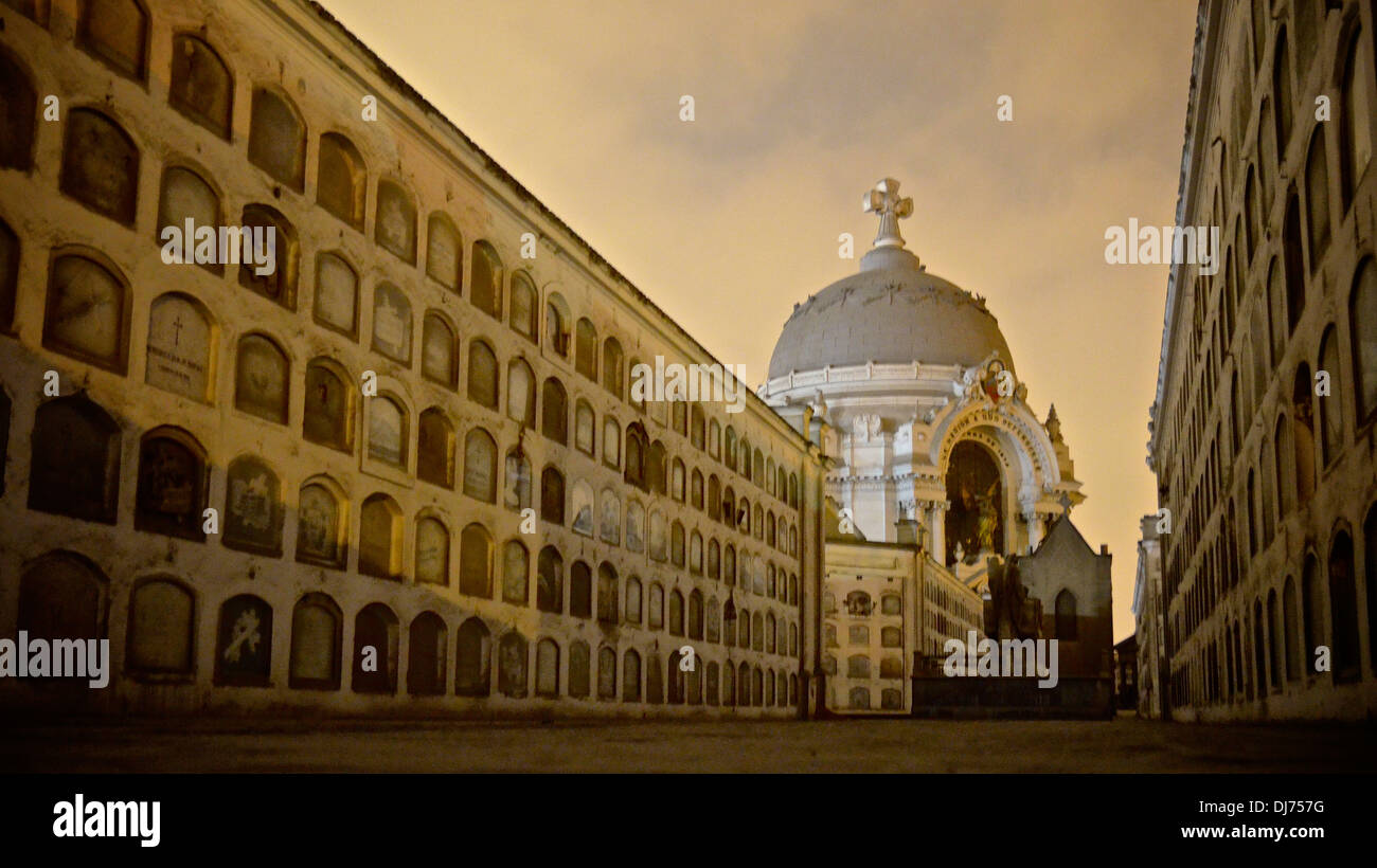 An evening tour of the Presbitero Maestro Cemetery, Lima, Peru Stock ...