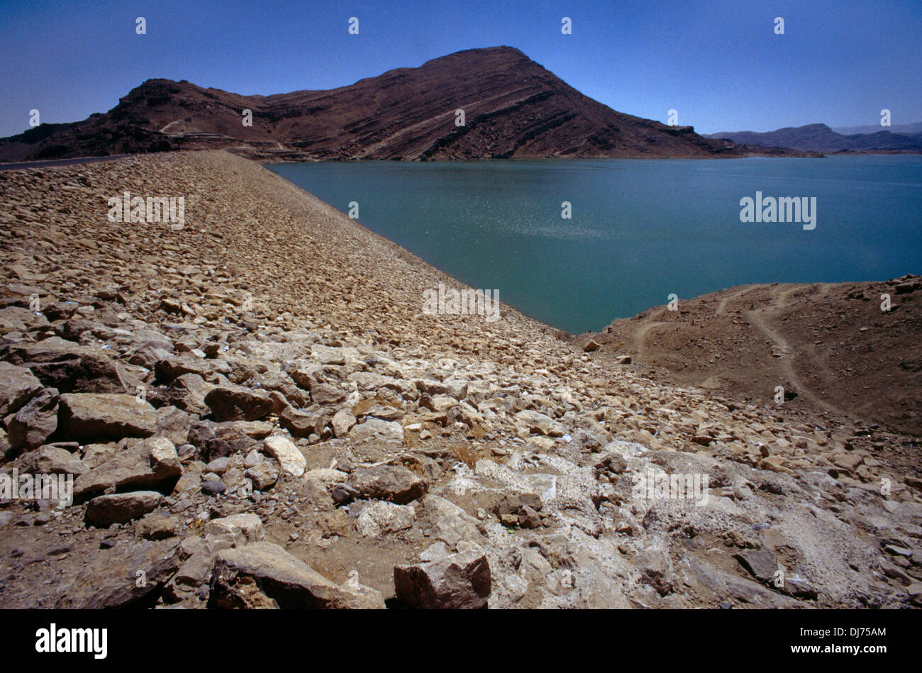 Marib Yemen New Dam Built With Money From Sheikh Zayed bin Sultan Al ...