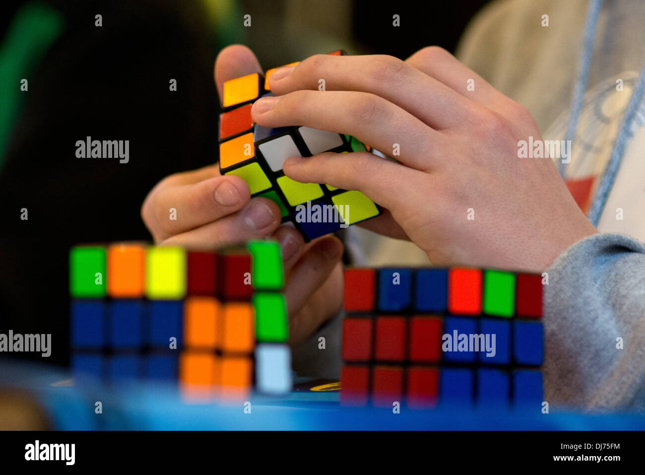 Speedcubing hi-res stock photography and images - Alamy