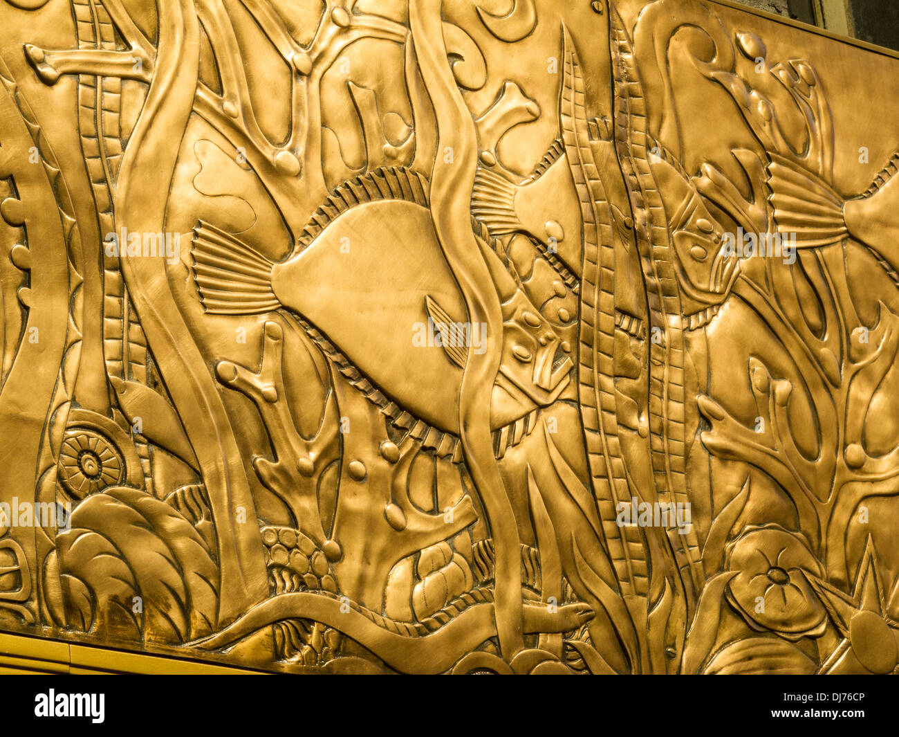 Chanin building art deco hi-res stock photography and images - Alamy