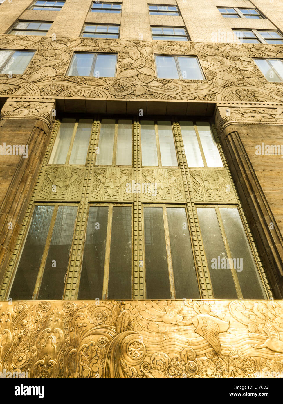 Chanin building art deco hi-res stock photography and images - Alamy