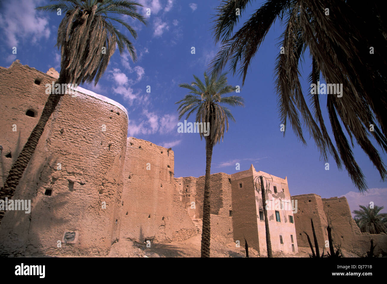 Old Town city walls of Ghadames, o Ghadamis Stock Photo - Alamy