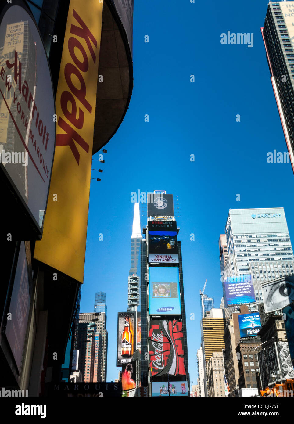 Times square displays hi-res stock photography and images - Alamy