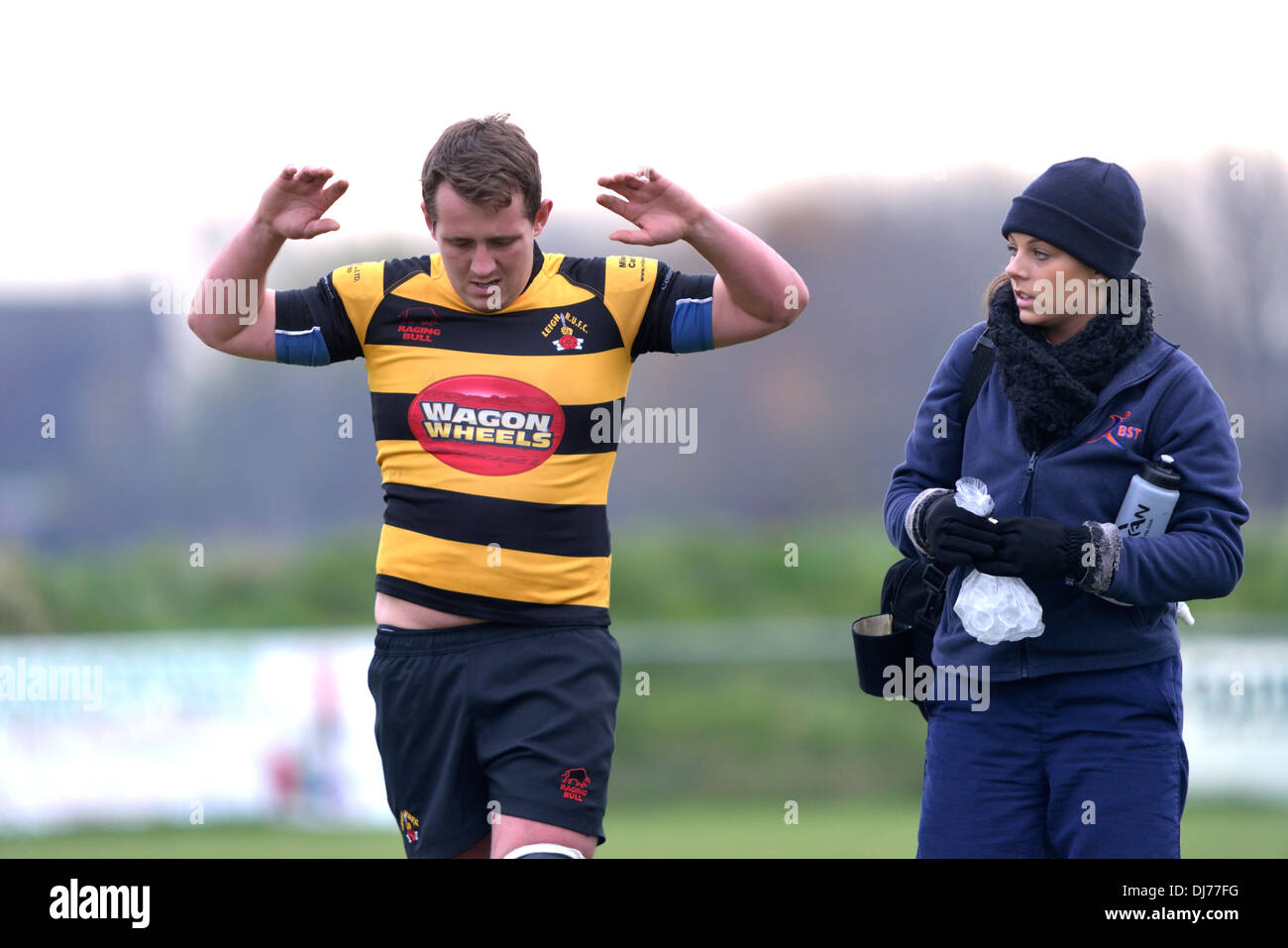 Injured rugby player hi-res stock photography and images - Alamy