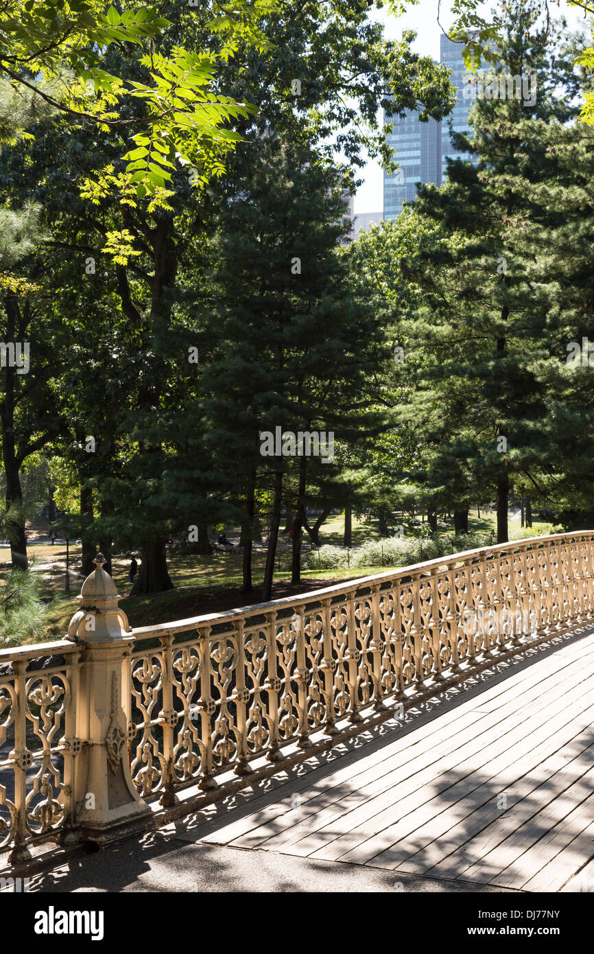 Pine Bank Bridge, Central Park, NYC Stock Photo - Alamy