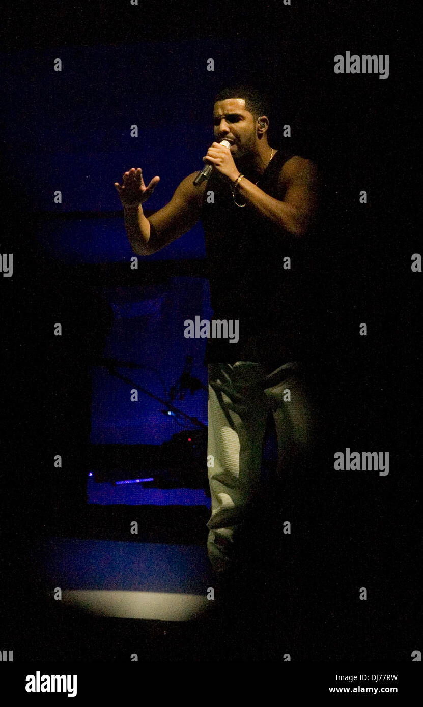 Las Vegas, Nevada, USA. 22nd Nov, 2013. Rapper Drake performs during ...