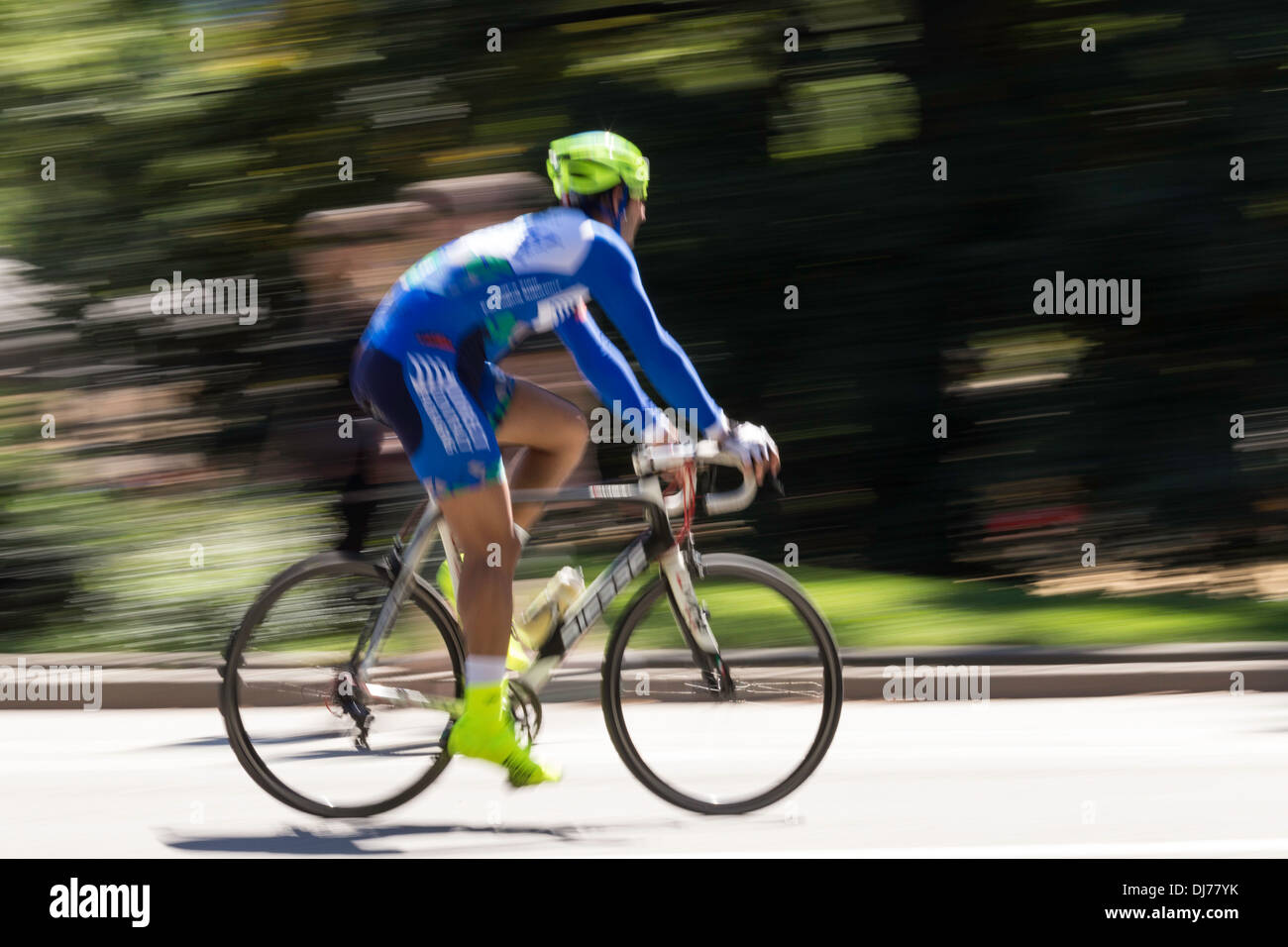 Side view man riding bicycle hi-res stock photography and images - Alamy