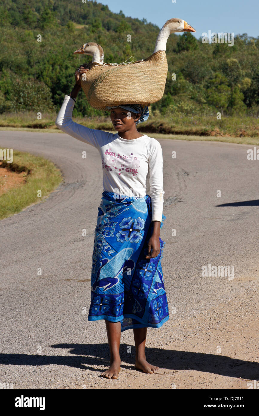 Madagascar woman walking hi-res stock photography and images - Alamy