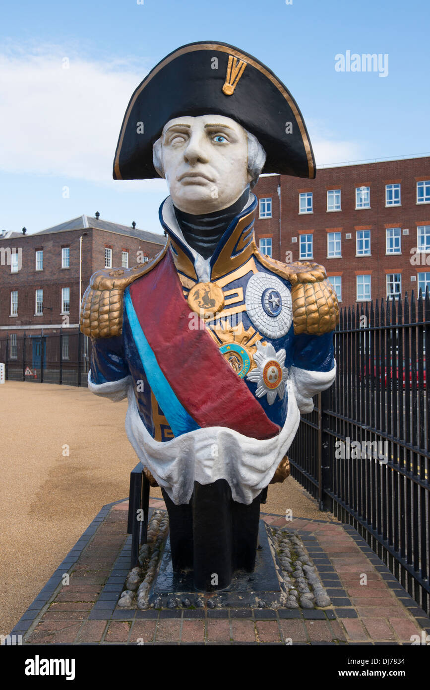 Statue of the british royal navy officer hi-res stock photography and ...