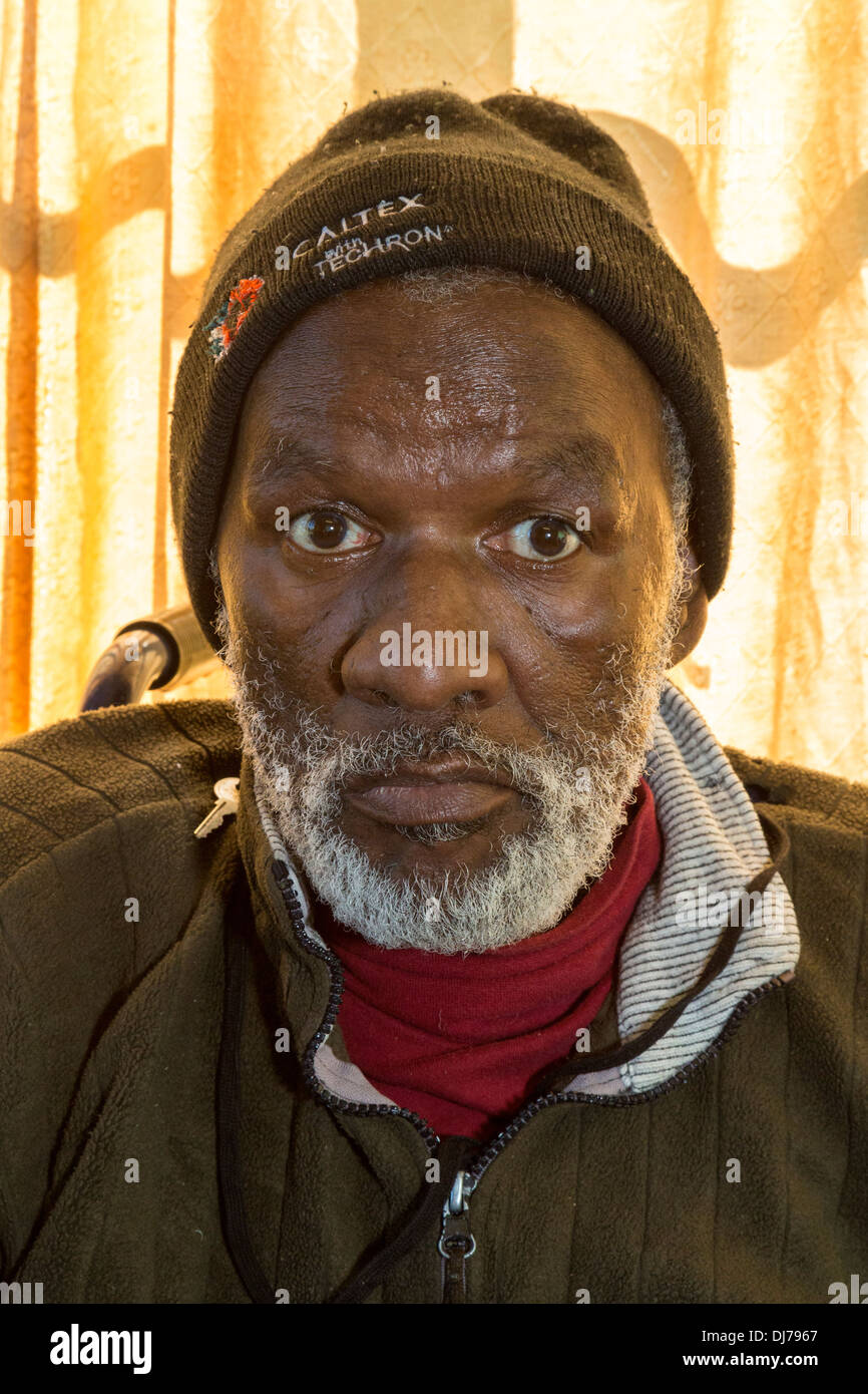 Xhosa old man portrait hi-res stock photography and images - Alamy