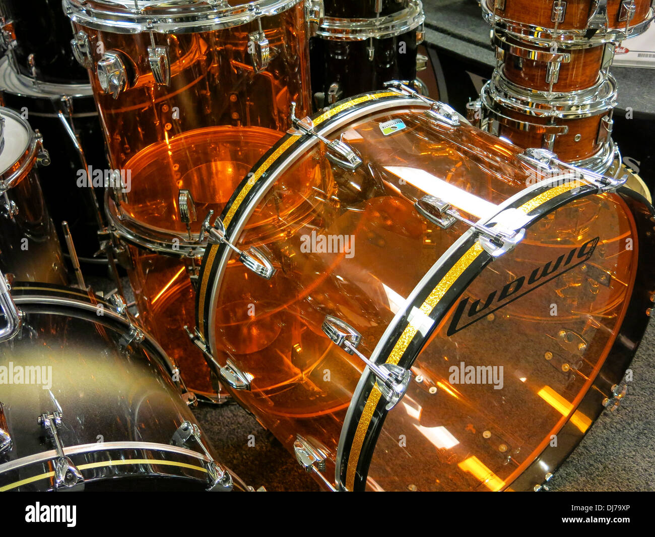 Sam Ash Music New York City Superstore, 333 W.34th Street, NYC Stock ...