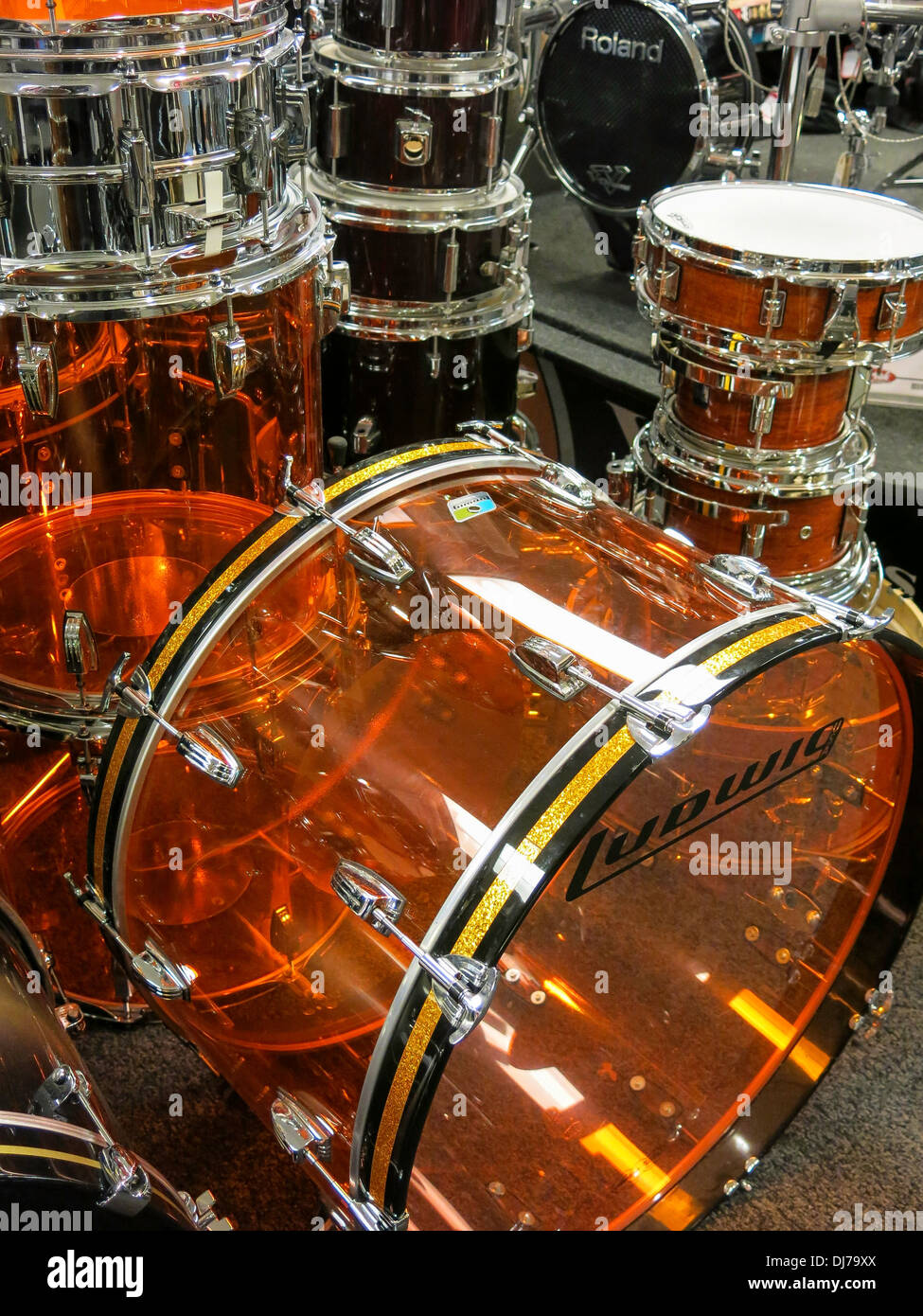 Sam Ash Music New York City Superstore, 333 W.34th Street, NYC Stock ...