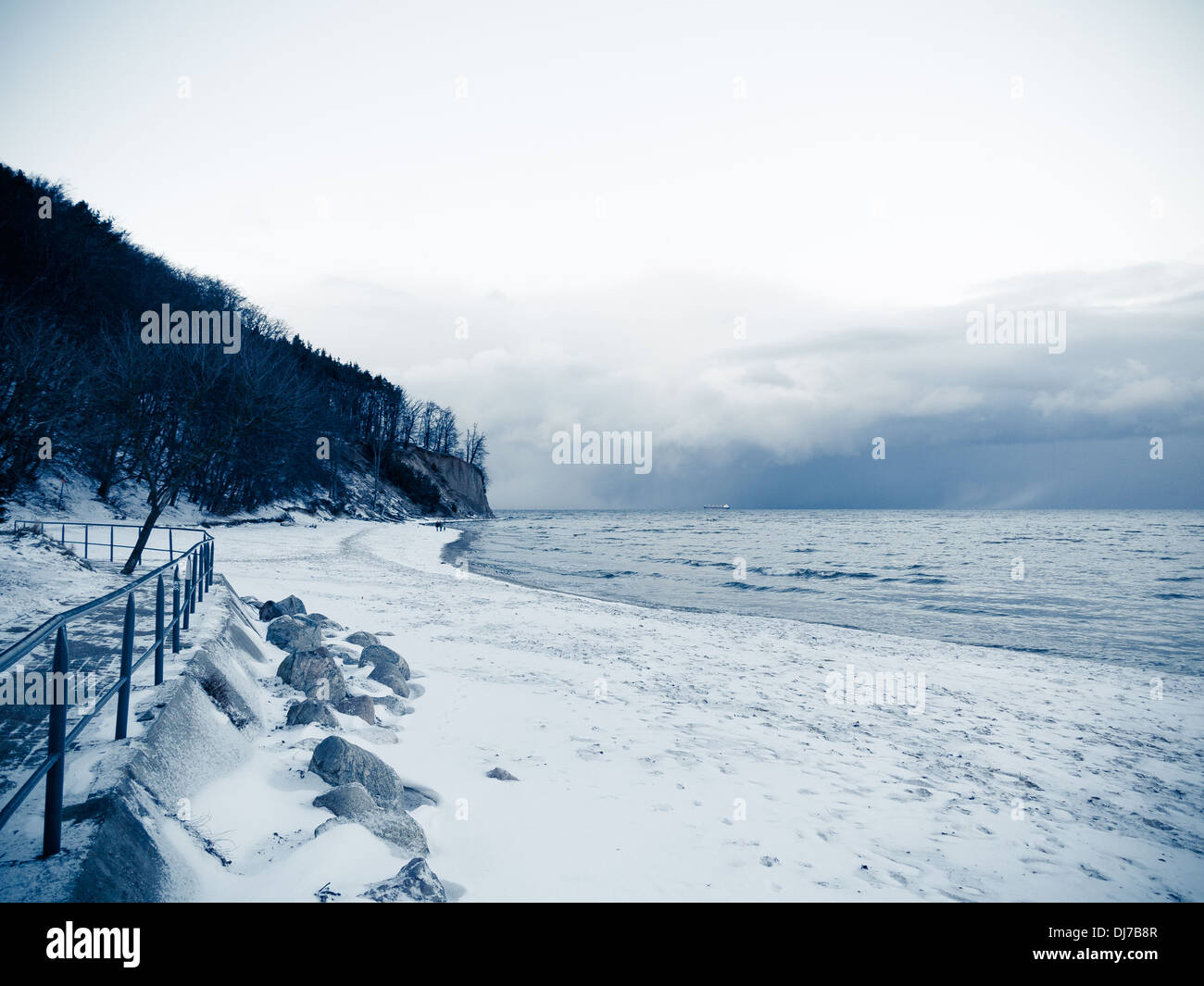Baltic sea bay Gdynia cliff in Orlowo Poland. Beautiful winter ...