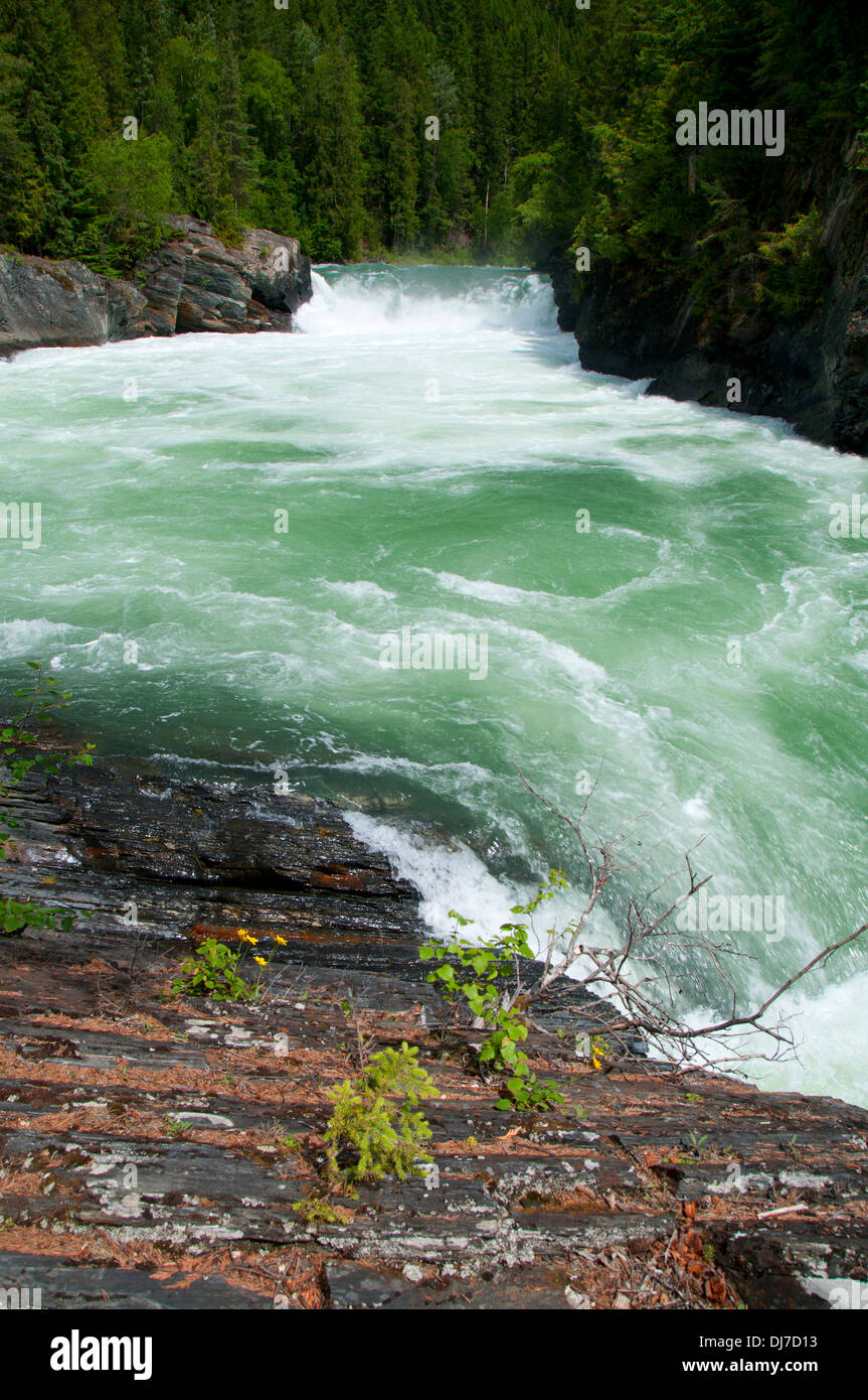 Overlander Falls, Mt Robson Provincial Park, British Columbia, Canada ...
