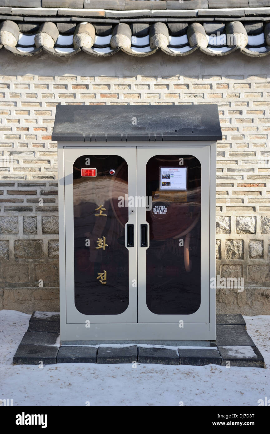 a hydrant box in Korean historic site, Jongmyo Stock Photo - Alamy