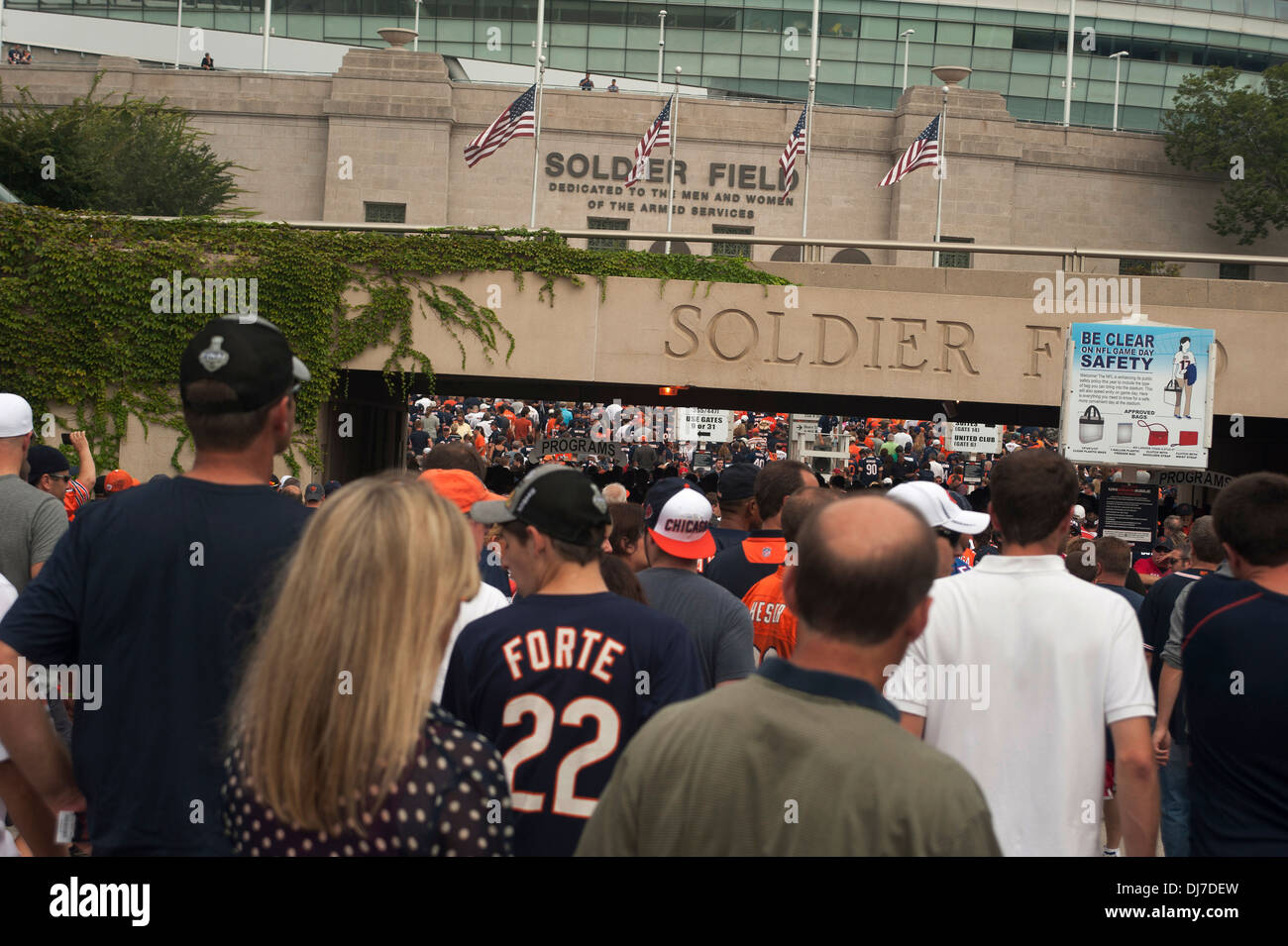 Chicago Bears National Football League fans, Soldier Field, Chicago ...