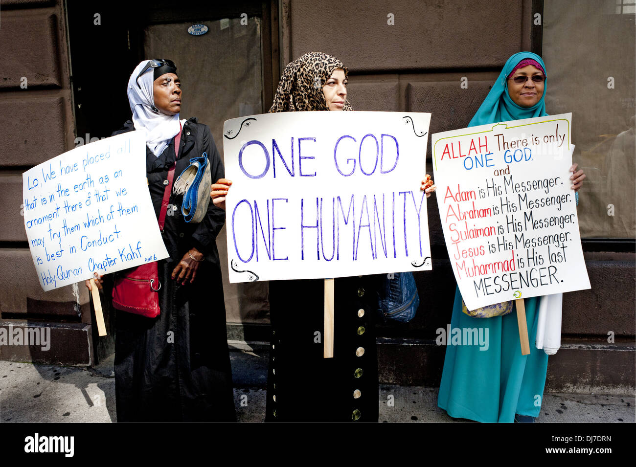 Annual Muslim Day Parade Women Stock Photos & Annual Muslim Day Parade ...