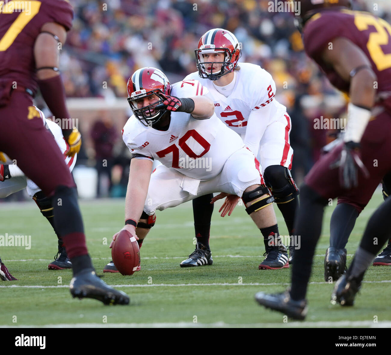 Wisconsin badgers quarterback joel stave 2 hi-res stock photography and ...