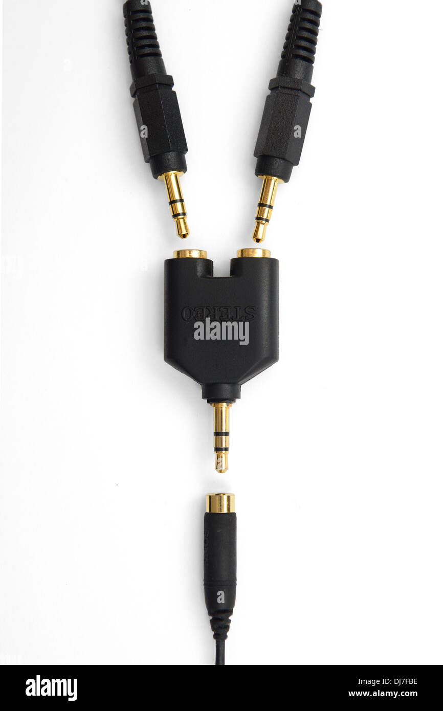 Male to female cable hi-res stock photography and images - Alamy