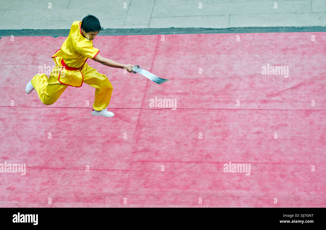 Kung Fu show ,Zumiao ancestral temple ,Foshan ,China Stock Photo - Alamy