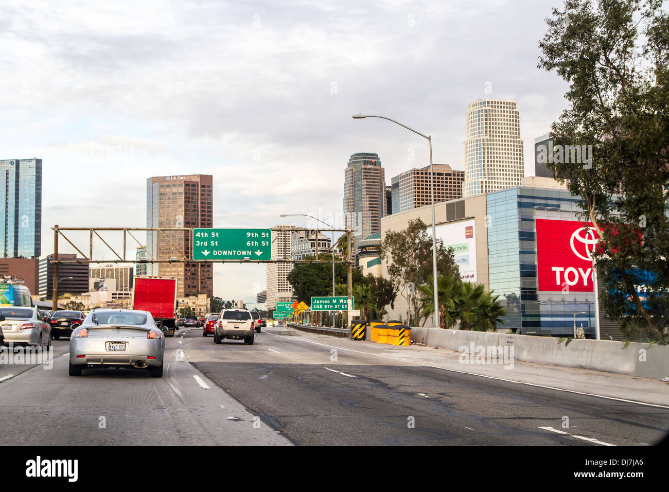 The Downtown Los Angeles skyline from the 110 freeway from the south on ...