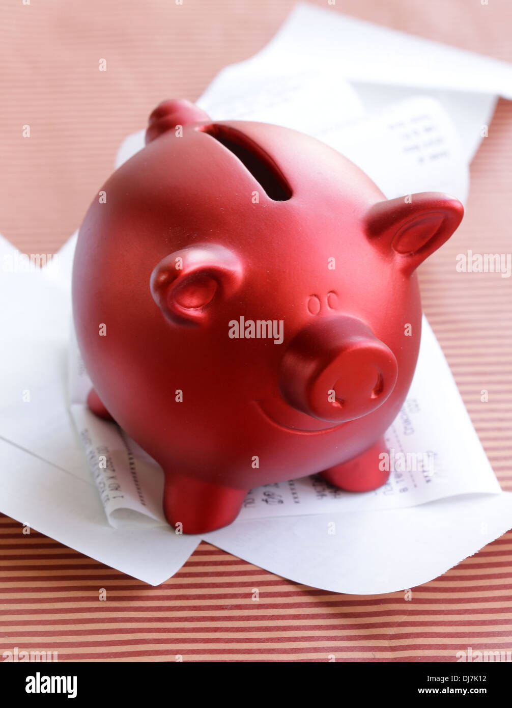 Till receipts receipt hi-res stock photography and images - Alamy