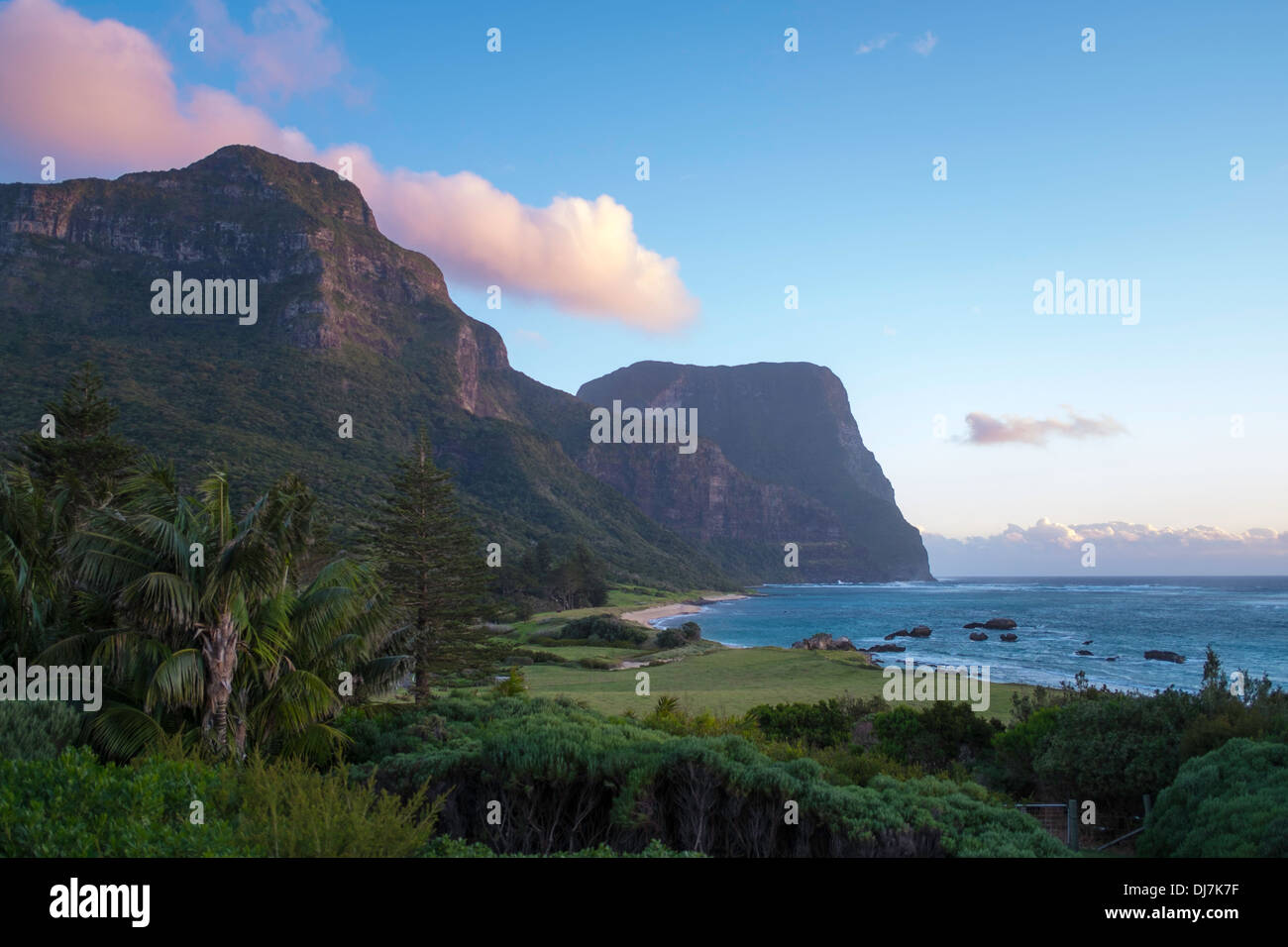 Lord howe island australia lodge hi-res stock photography and images ...