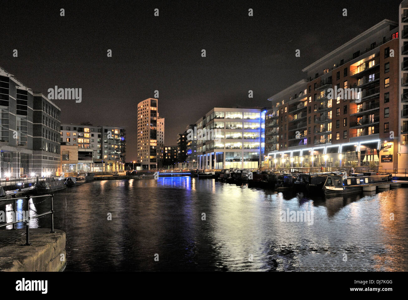 Clarence dock at night hi-res stock photography and images - Alamy
