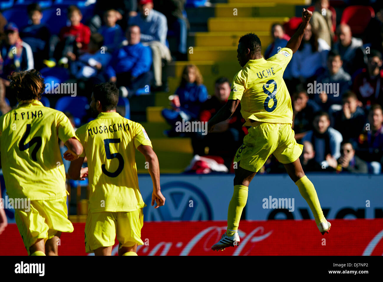 Valencia, Spain. 24th Nov, 2013. Forward Uche of Villareal CF (L ...