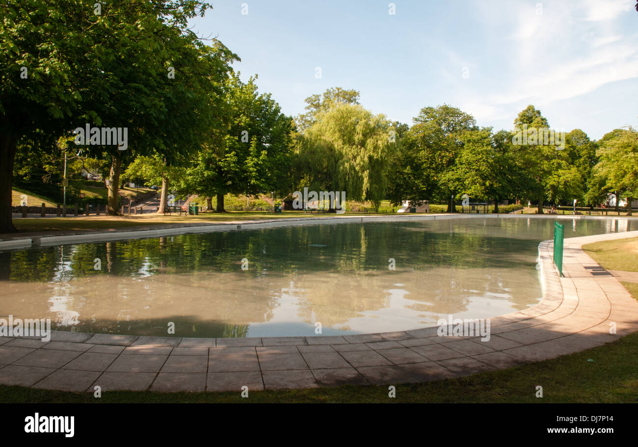 Popular scenic outdoor paddling pool on Tettenhall Green with mature ...