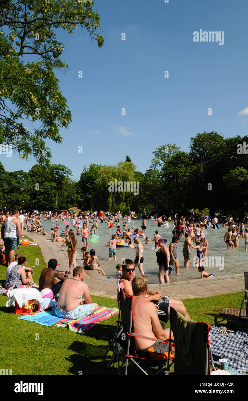 Tettenhall pool hi-res stock photography and images - Alamy
