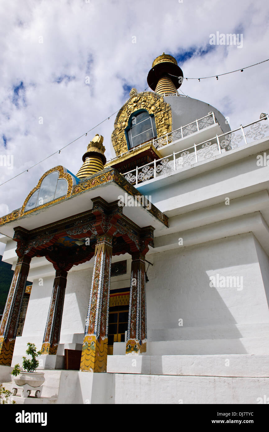 Vishnu Karma Phja,Buddhist prayers circling the Dzong clockwise ...