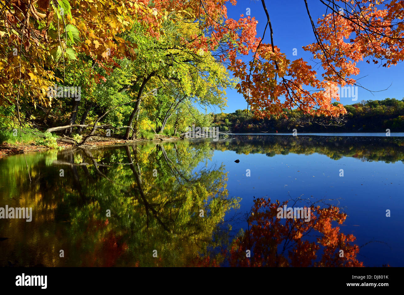 Mississippi river fall boat hi-res stock photography and images - Alamy