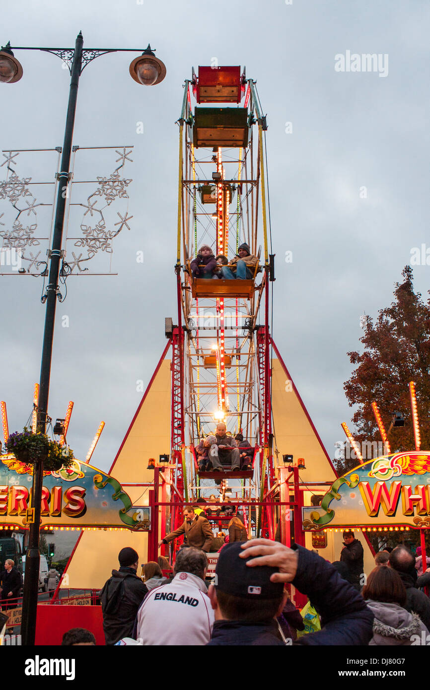 Ferris wheel small town carnival hi-res stock photography and images ...