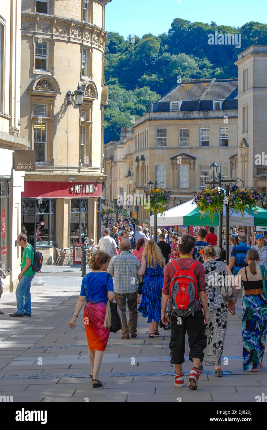 Bath tourist shopping shoppers Stock Photo - Alamy