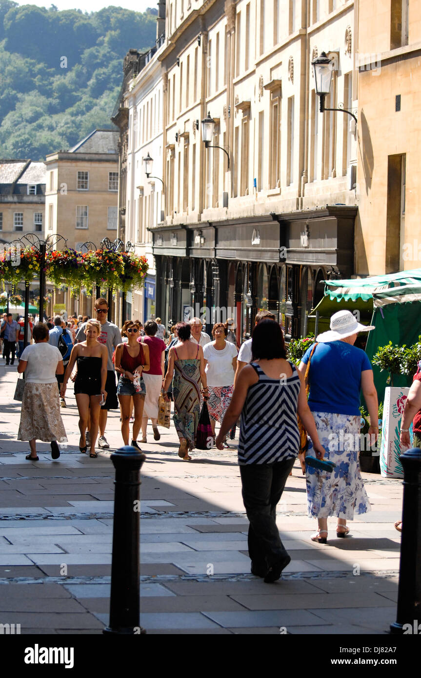 Bath Somerset shopping shoppers Stock Photo - Alamy