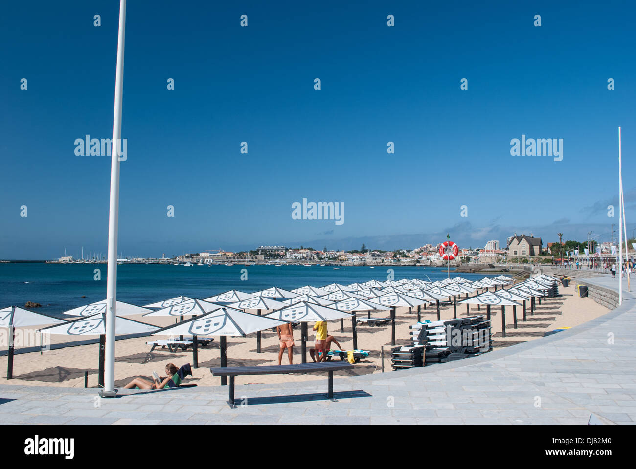 Estoril promenade hi-res stock photography and images - Alamy